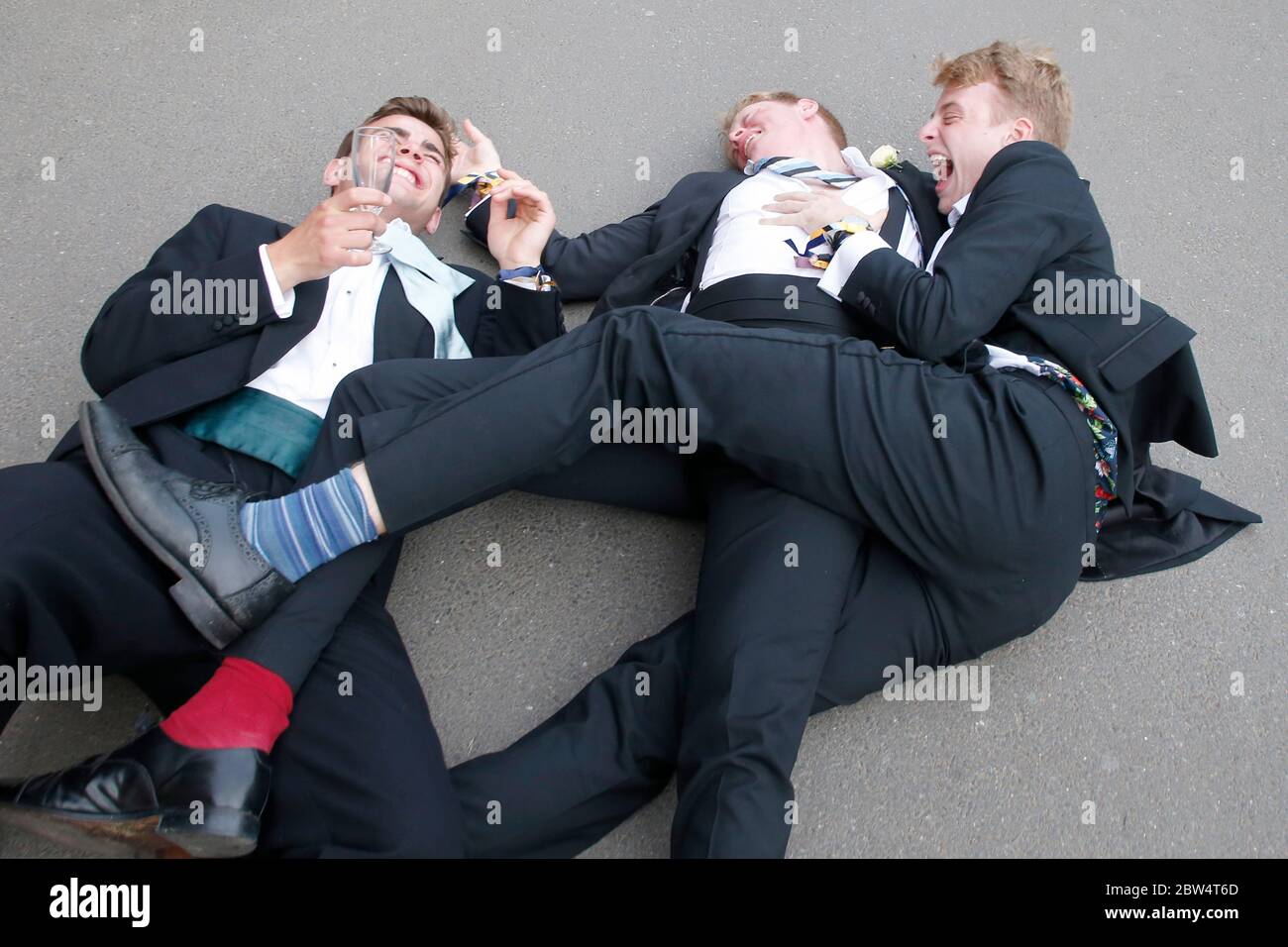 Drunk students at the 2019 Cambridge University May Ball Stock Photo ...