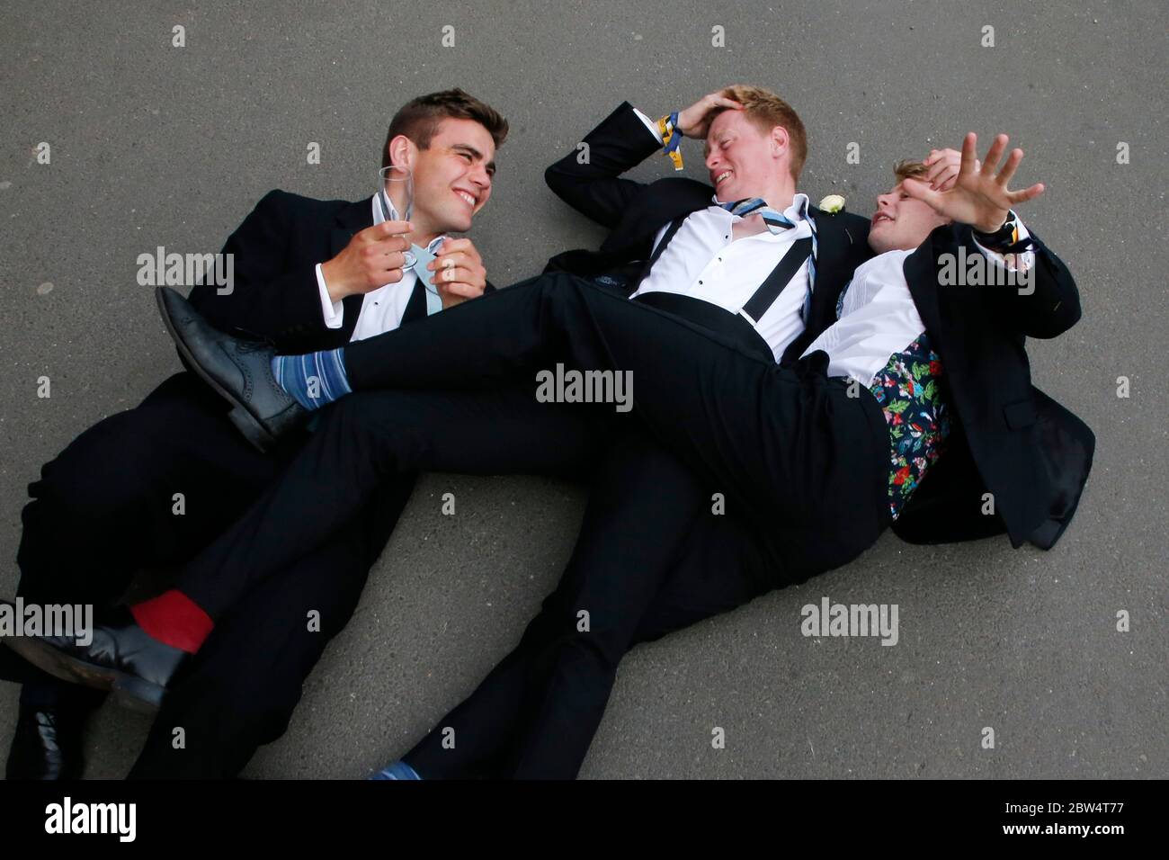 Drunk students at the 2019 Cambridge University May Ball Stock Photo ...
