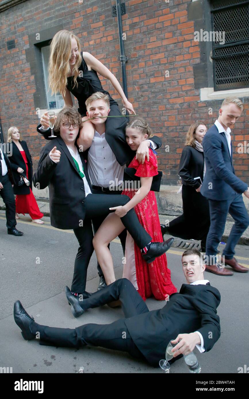 Drunk students at the 2019 Cambridge University May Ball Stock Photo ...