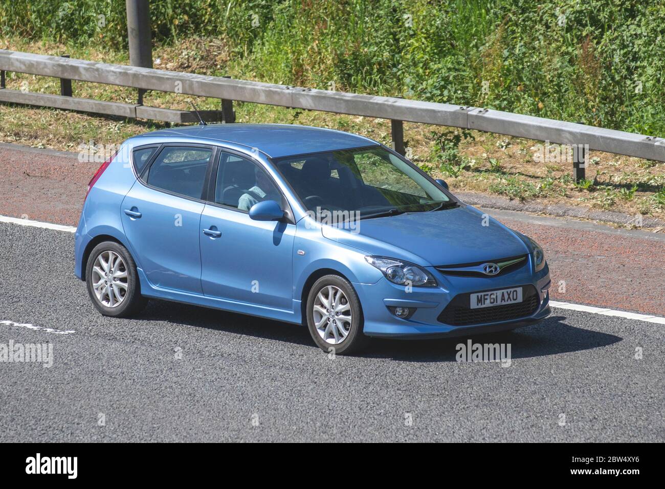 Blue hyundai i30 hi-res stock photography and images - Alamy