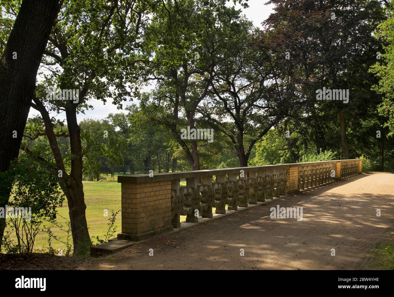 Bridge of King (Most Krolewski) at park Muzakowski (Park von Muskau ...