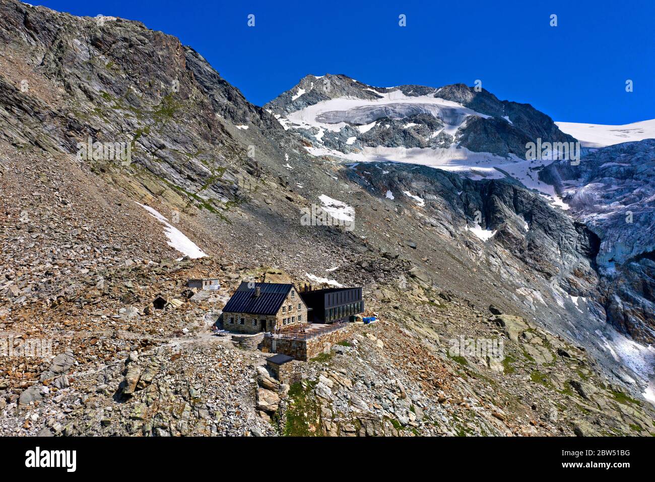 Mountain hut Cabane de Moiry, Grimentz, Valais, Switzerland Stock Photo ...