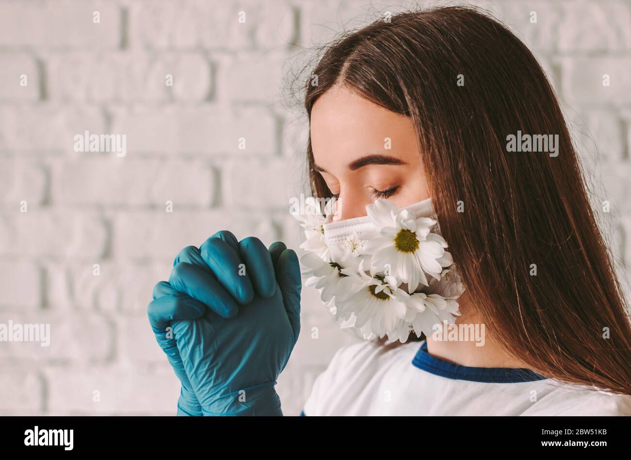 Portrait beautiful religious woman doctor in medical face mask with ...