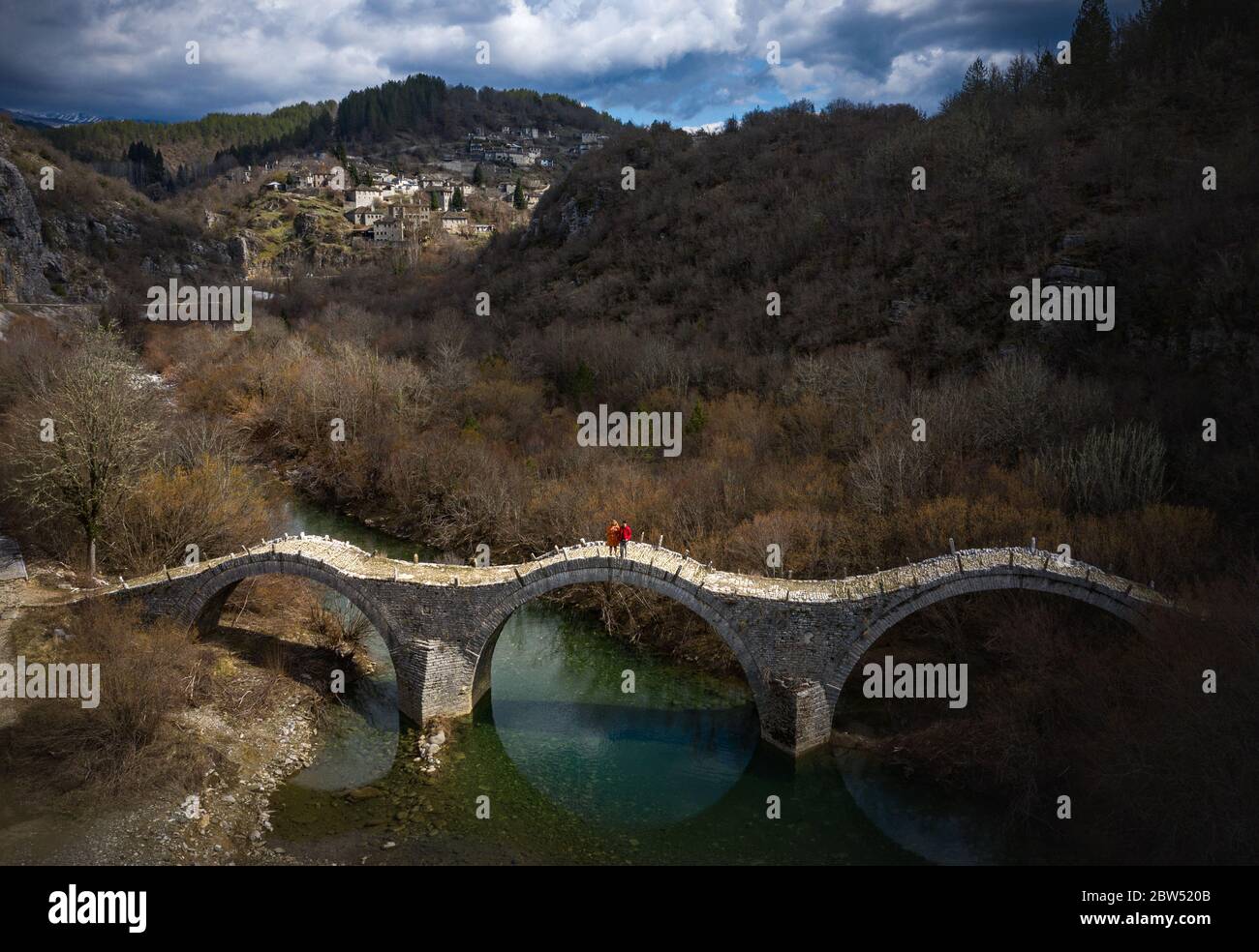 Three arch bridge hi-res stock photography and images - Alamy