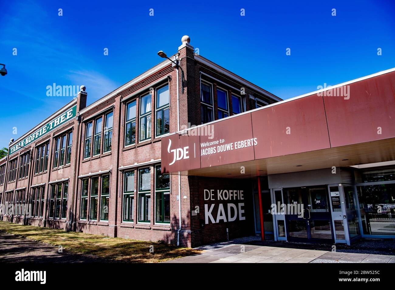 Douwe egberts logo hi-res stock photography and images - Alamy