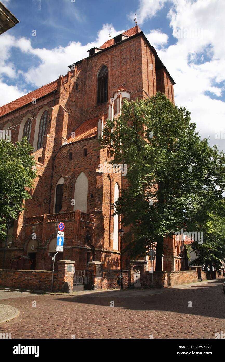 Torun cathedral hi-res stock photography and images - Alamy
