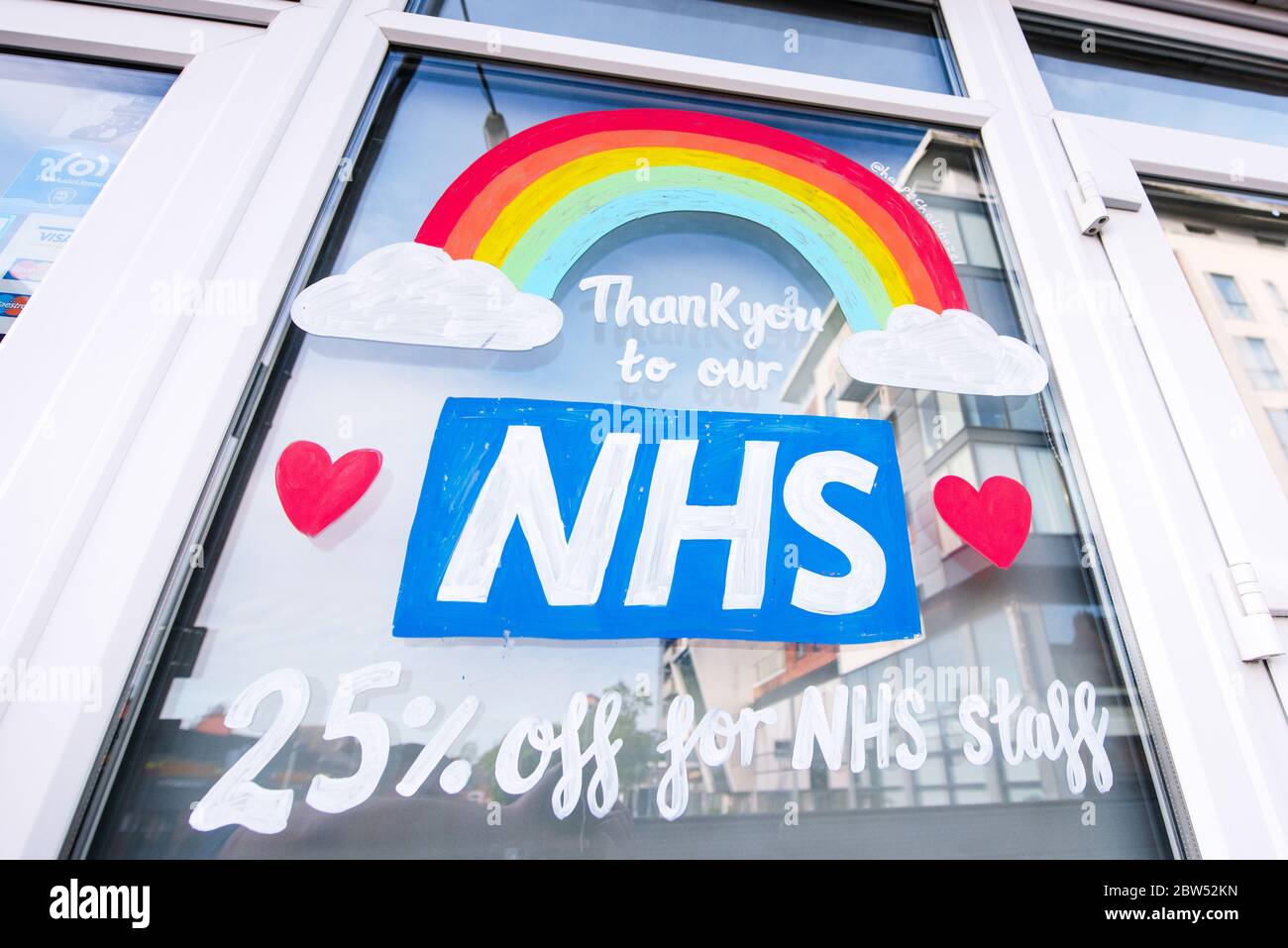 Line art window hi-res stock photography and images - Alamy