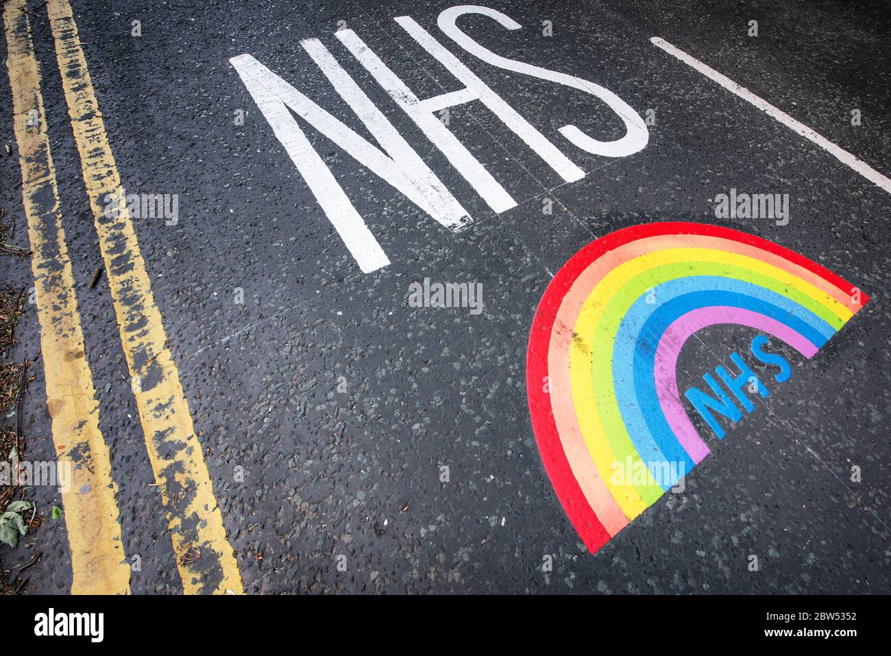 Thank you nhs road markings hi-res stock photography and images - Alamy