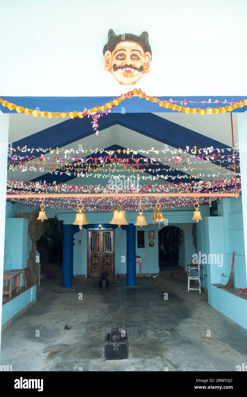 Chapora river shrine hi-res stock photography and images - Alamy