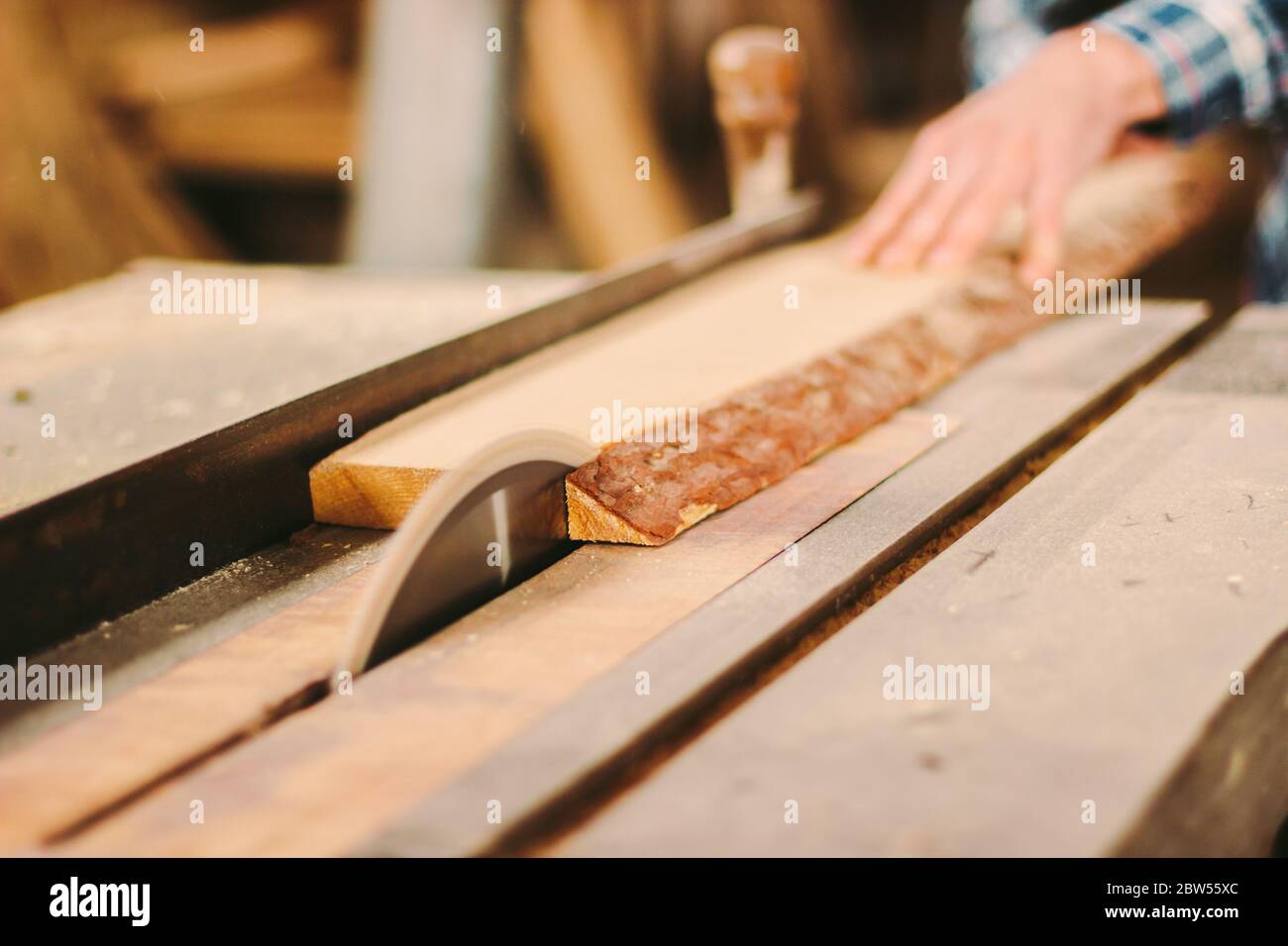 Table Saw Cutting Wood