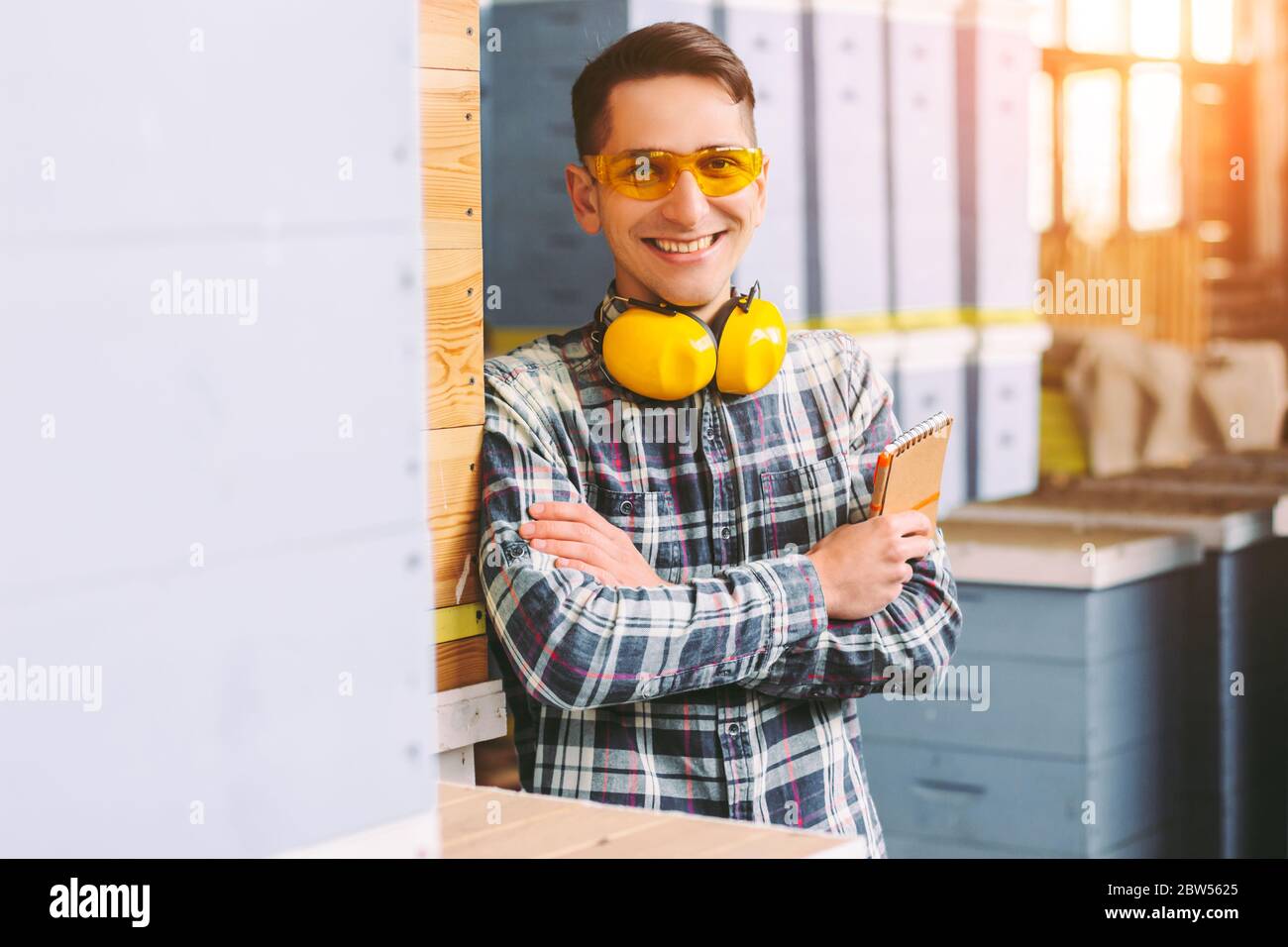 Arms inspection hi-res stock photography and images - Alamy