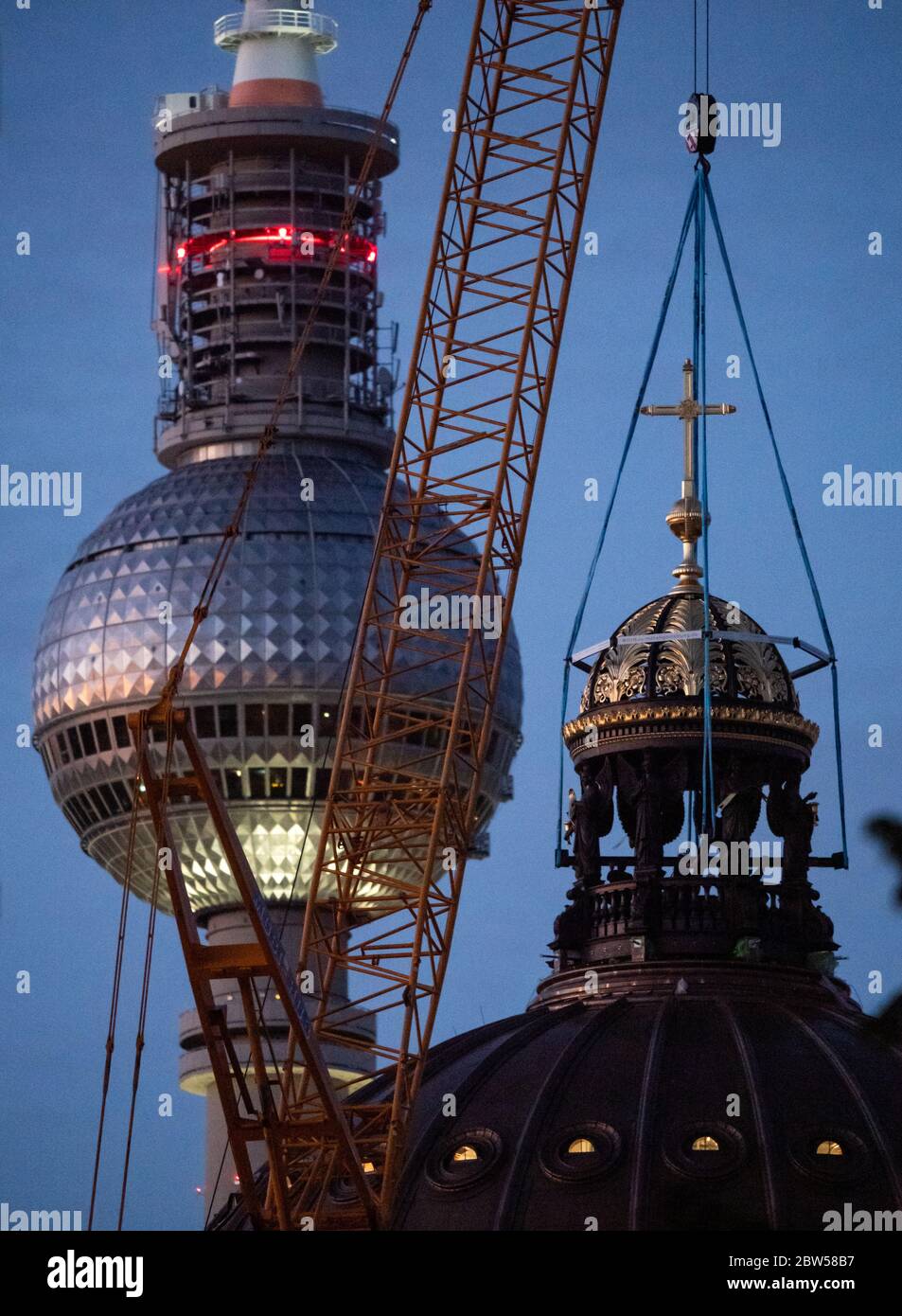 Angel lifts hi-res stock photography and images - Alamy