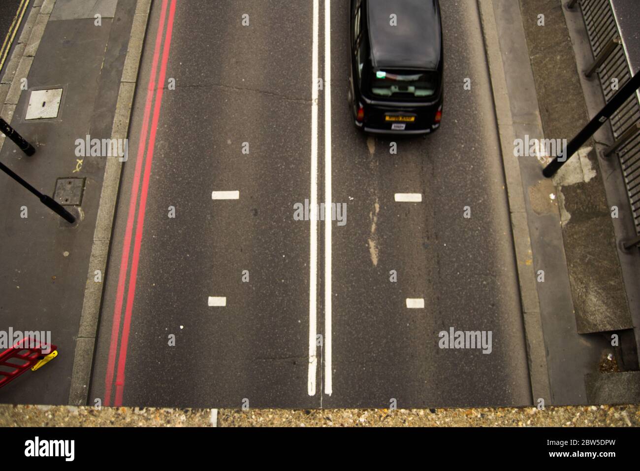 Top view of a black cab in London streets Stock Photo - Alamy