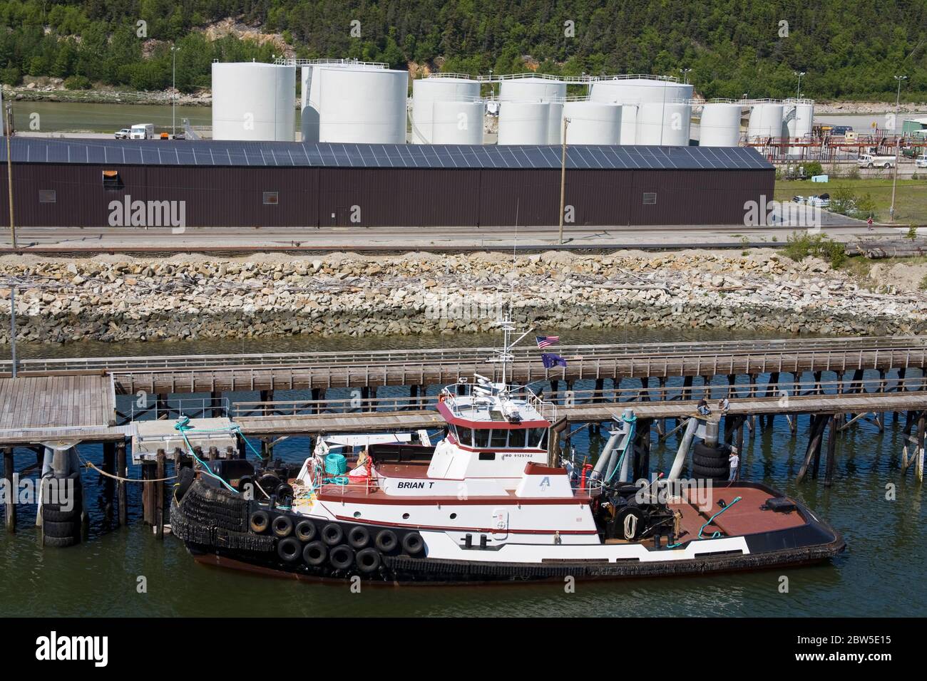 Tugboat dock hi-res stock photography and images - Alamy