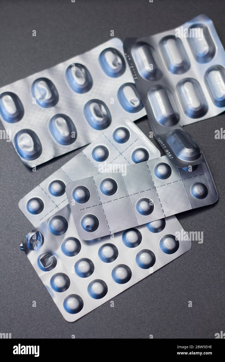 Blister packs of pills Stock Photo - Alamy