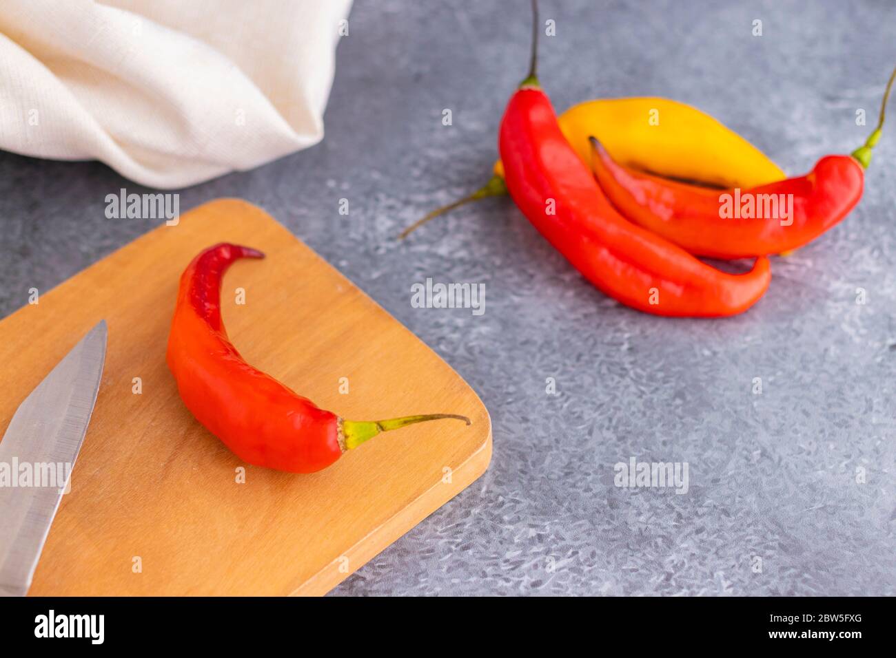 Presentation of Peruvian hot red chili (Aji Limo Stock Photo - Alamy