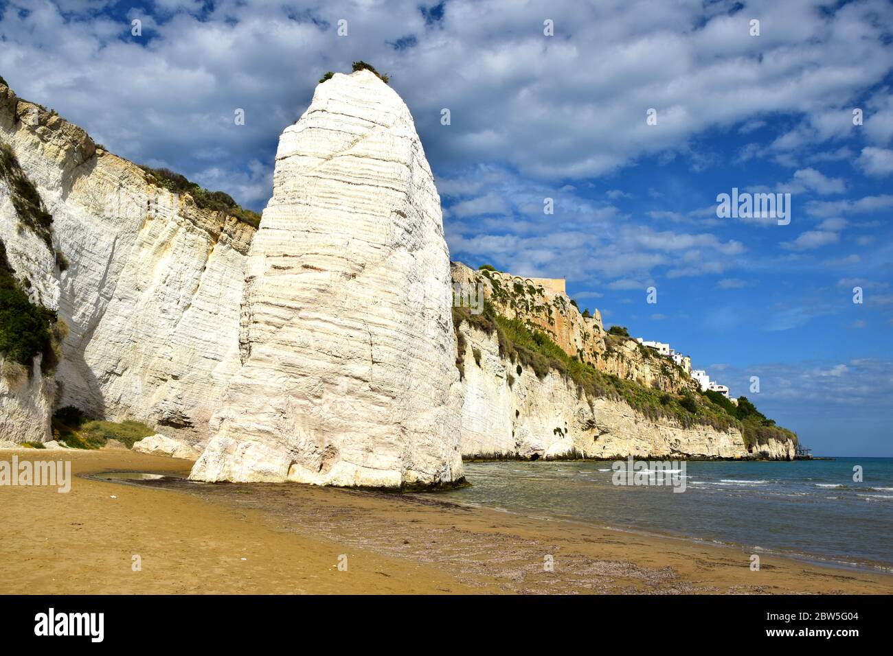 Rock formation by the coast in Vieste, Italy Stock Photo - Alamy