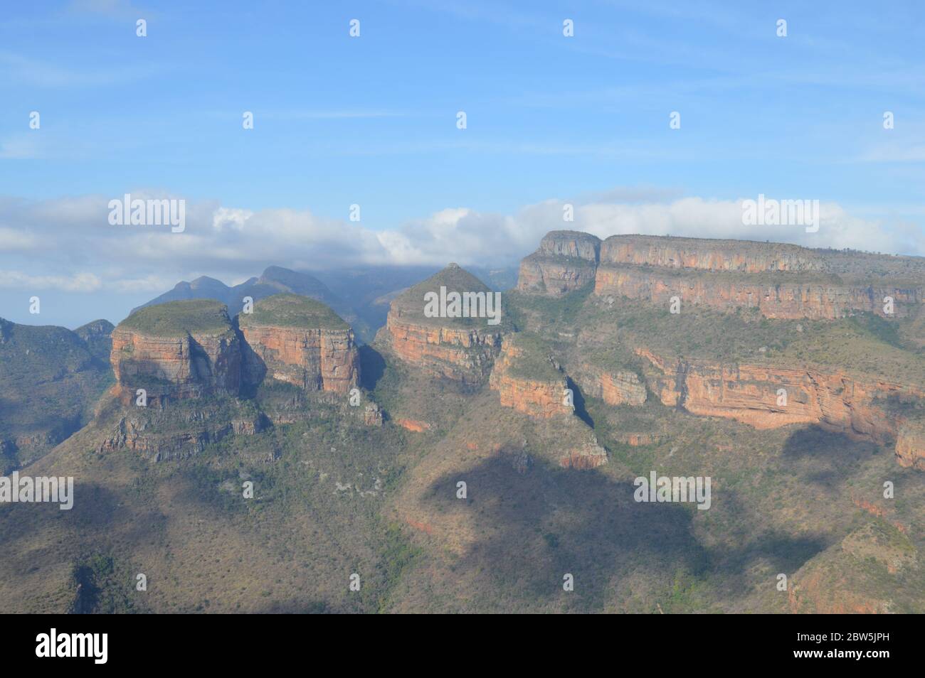 Three rondawels blyde river hi-res stock photography and images - Alamy