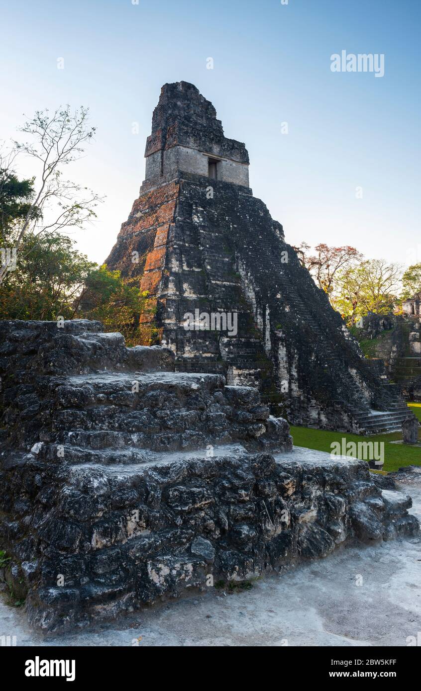 Tikal mayan ruins guatemala hi-res stock photography and images - Alamy