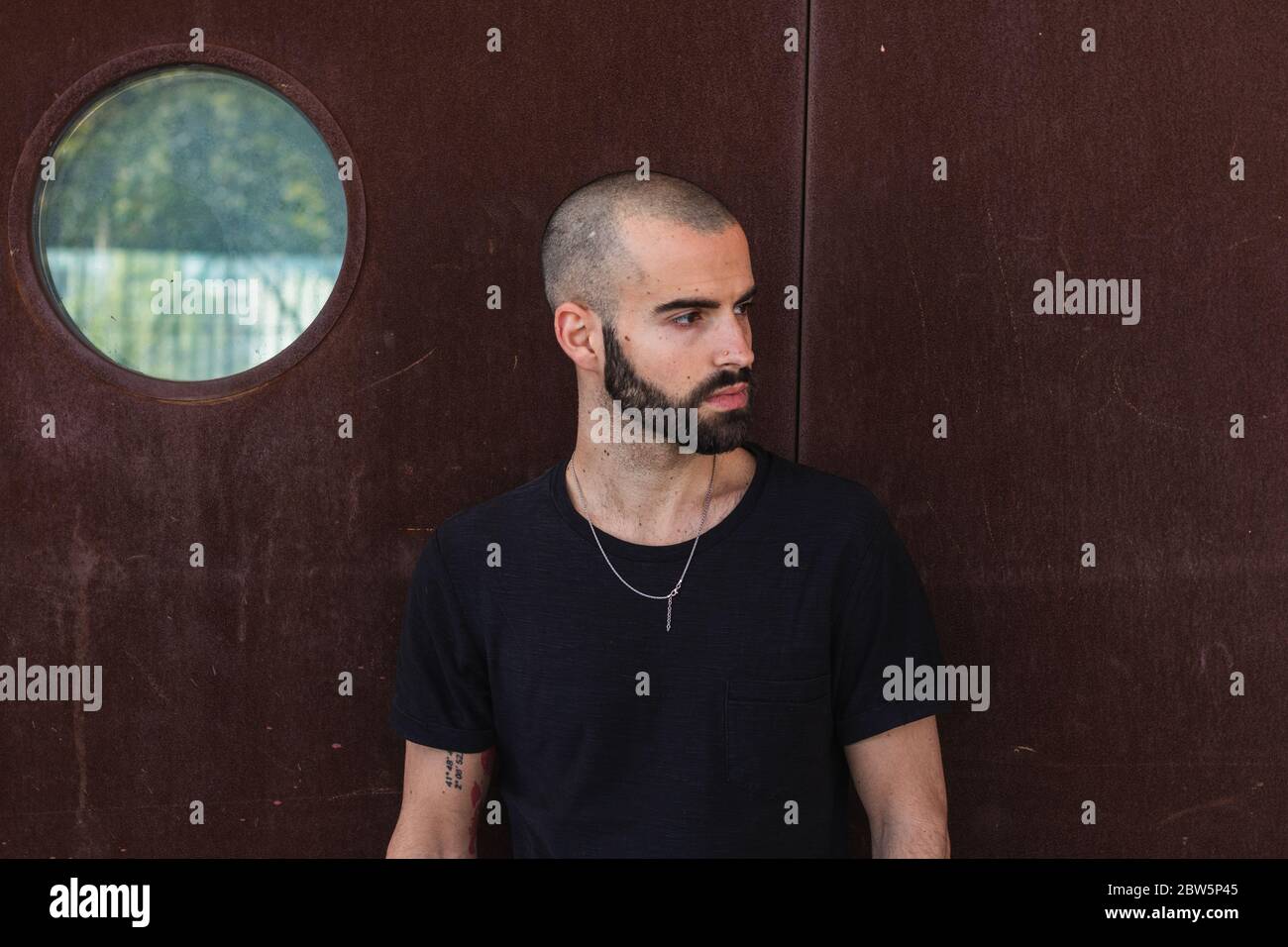 Skinhead man hi-res stock photography and images - Alamy