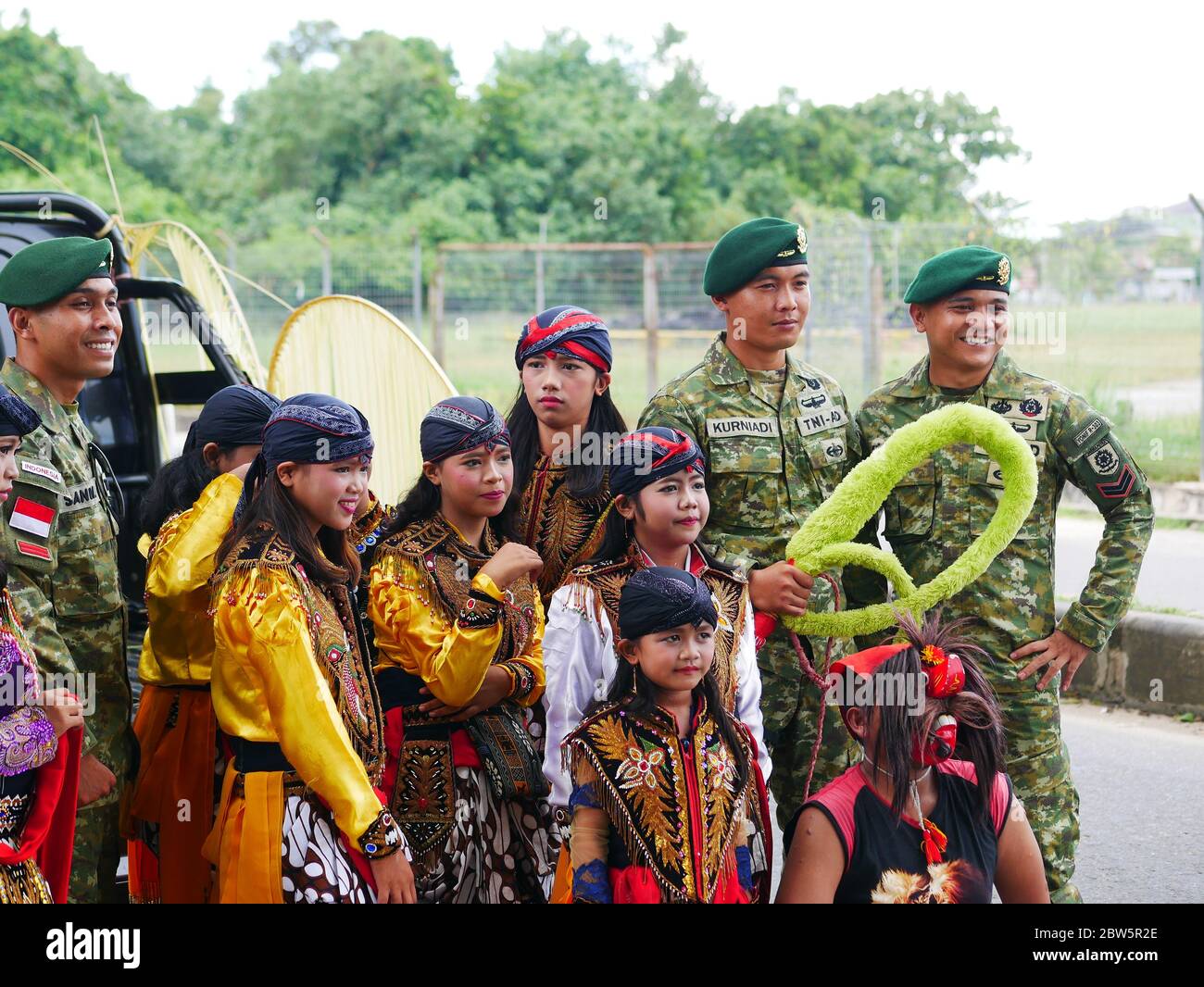 Reog dance hi-res stock photography and images - Alamy