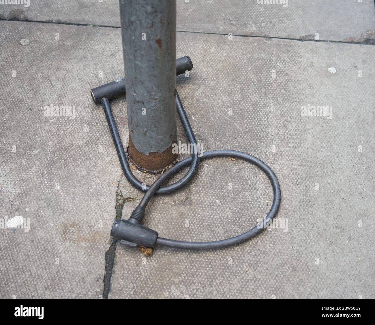 Stolen cycle hi-res stock photography and images - Alamy