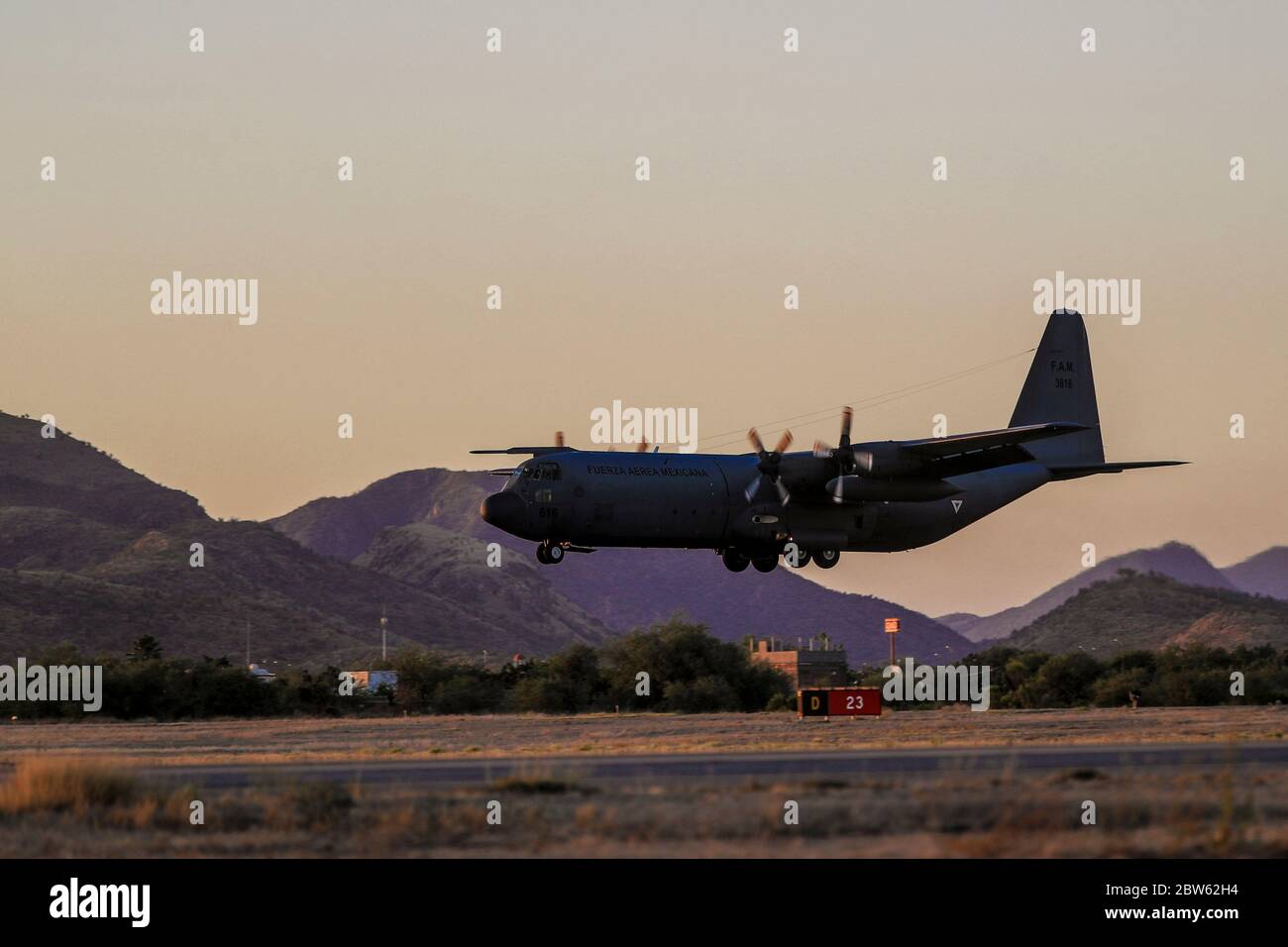 HERMOSILLO, MEXICO - MAY 28:Soldiers from the Mexican army and air ...