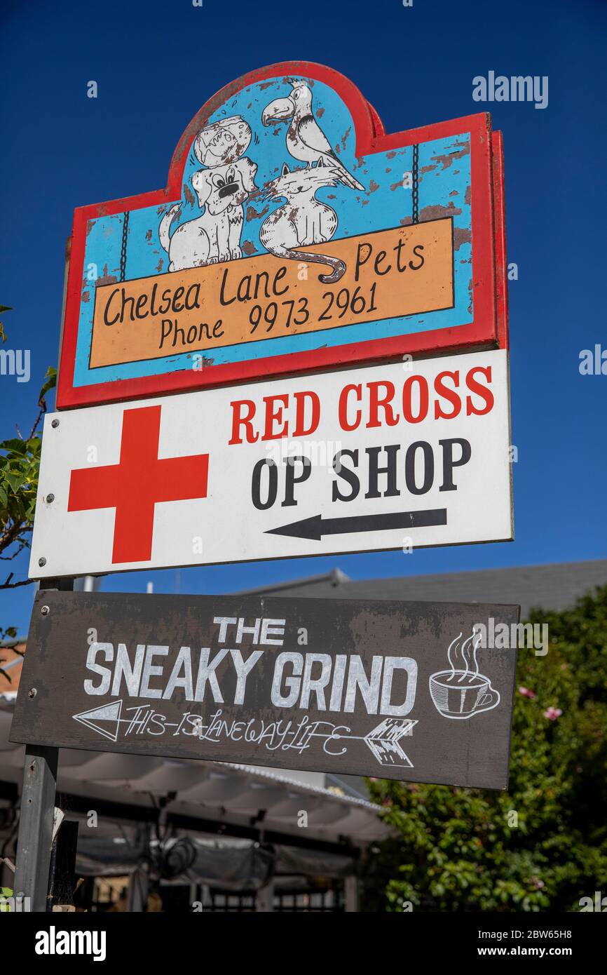 Australian Red Cross op shop charity store in Avalon Beach Sydney ...