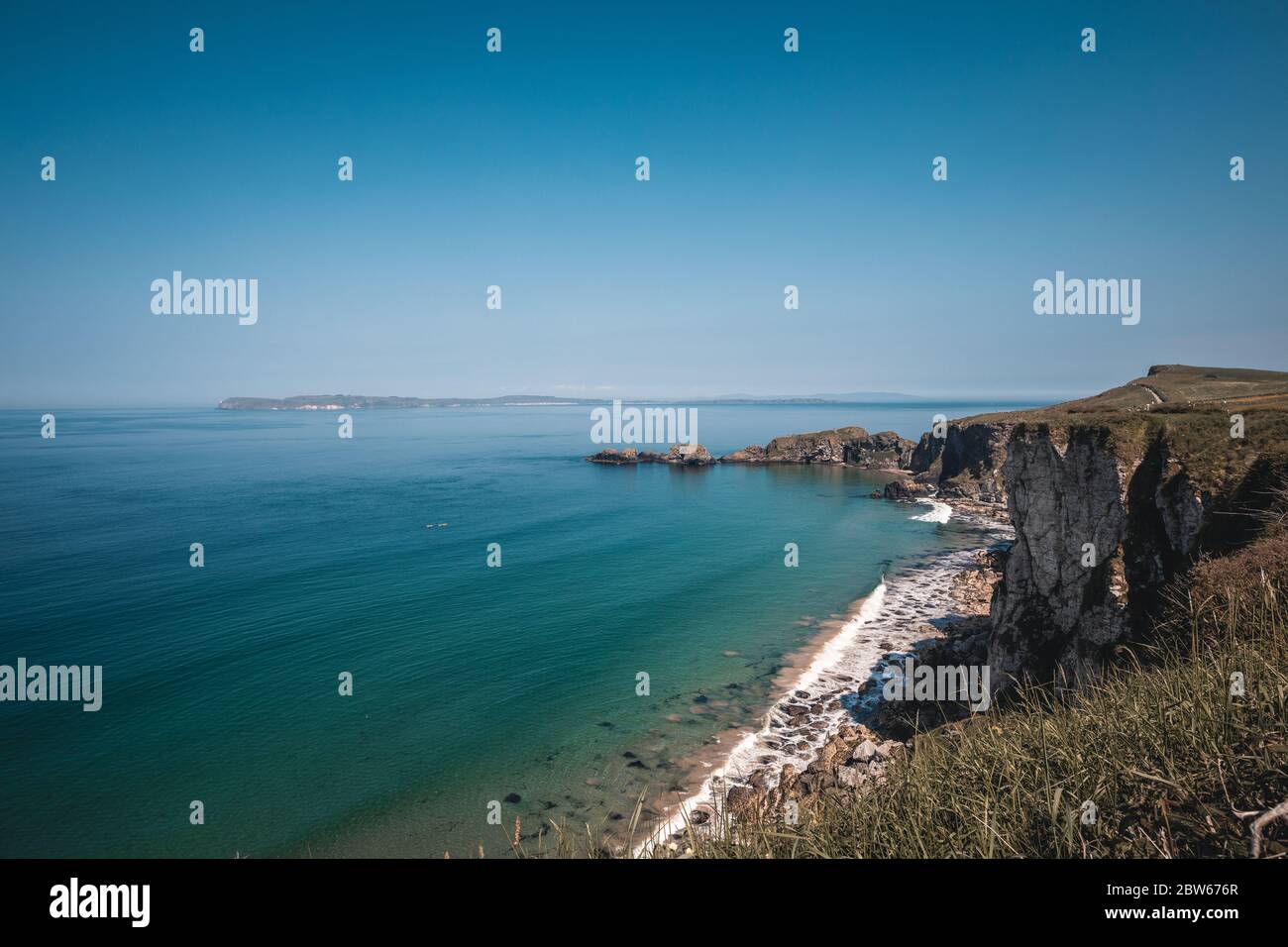 Beautiful landscape scenic body water hi-res stock photography and ...