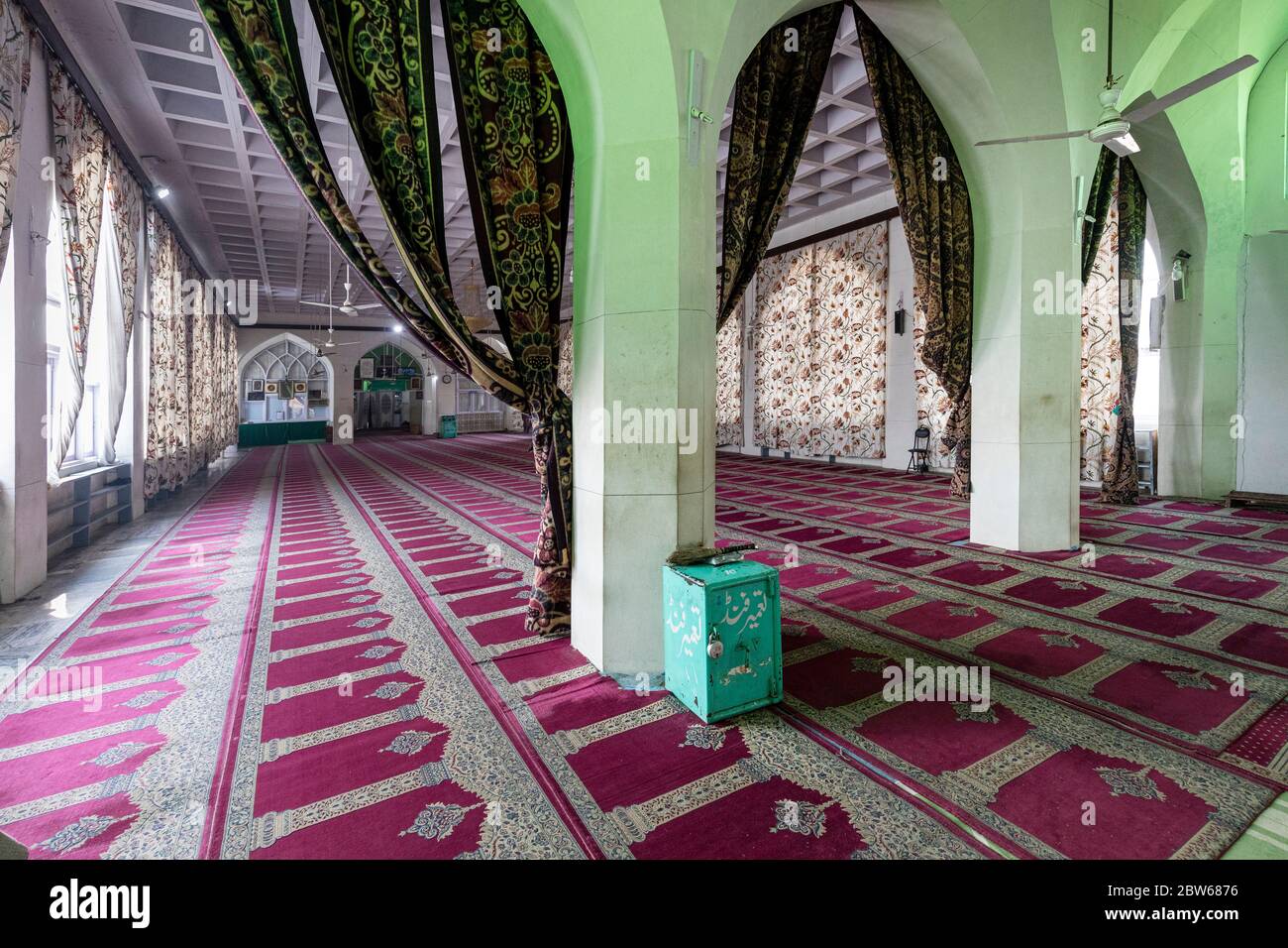 View inside the famous shrine of Hazratbal in the city of Srinagar in ...