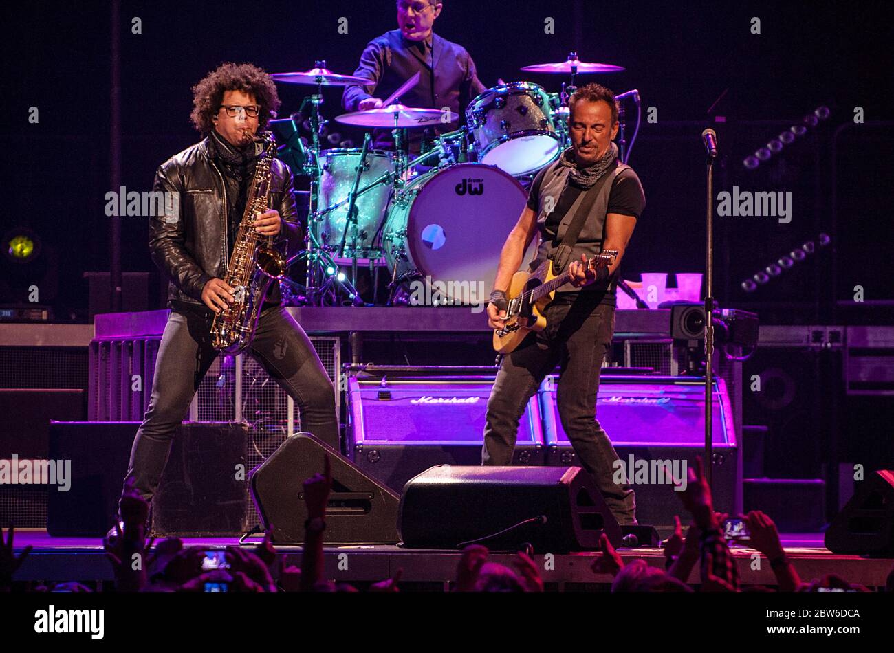 Bruce Springsteen, onstage in Paris, France, July 2016 Stock Photo - Alamy