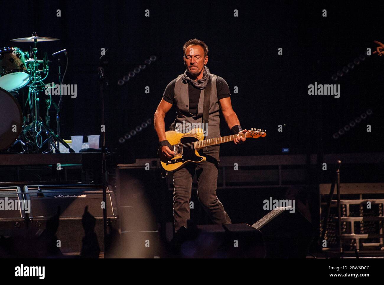 Bruce Springsteen, onstage in Paris, France, July 2016 Stock Photo - Alamy