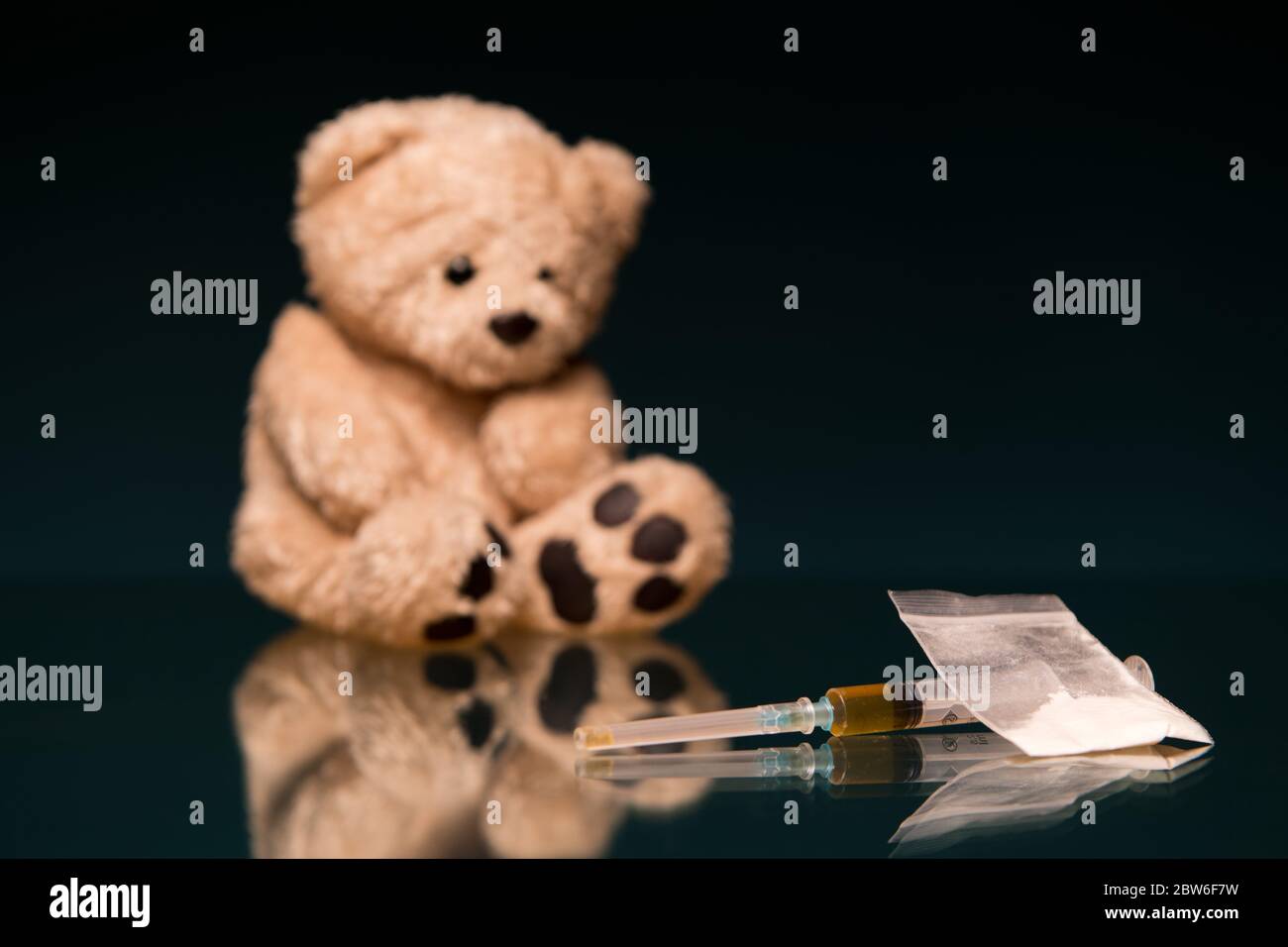 Cocaine bear hi-res stock photography and images - Alamy
