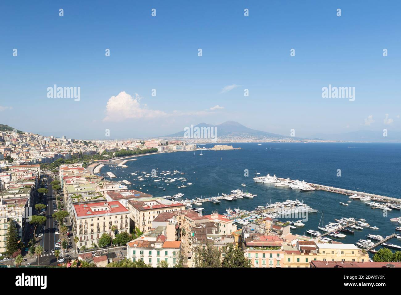 Naples skyline hi-res stock photography and images - Alamy