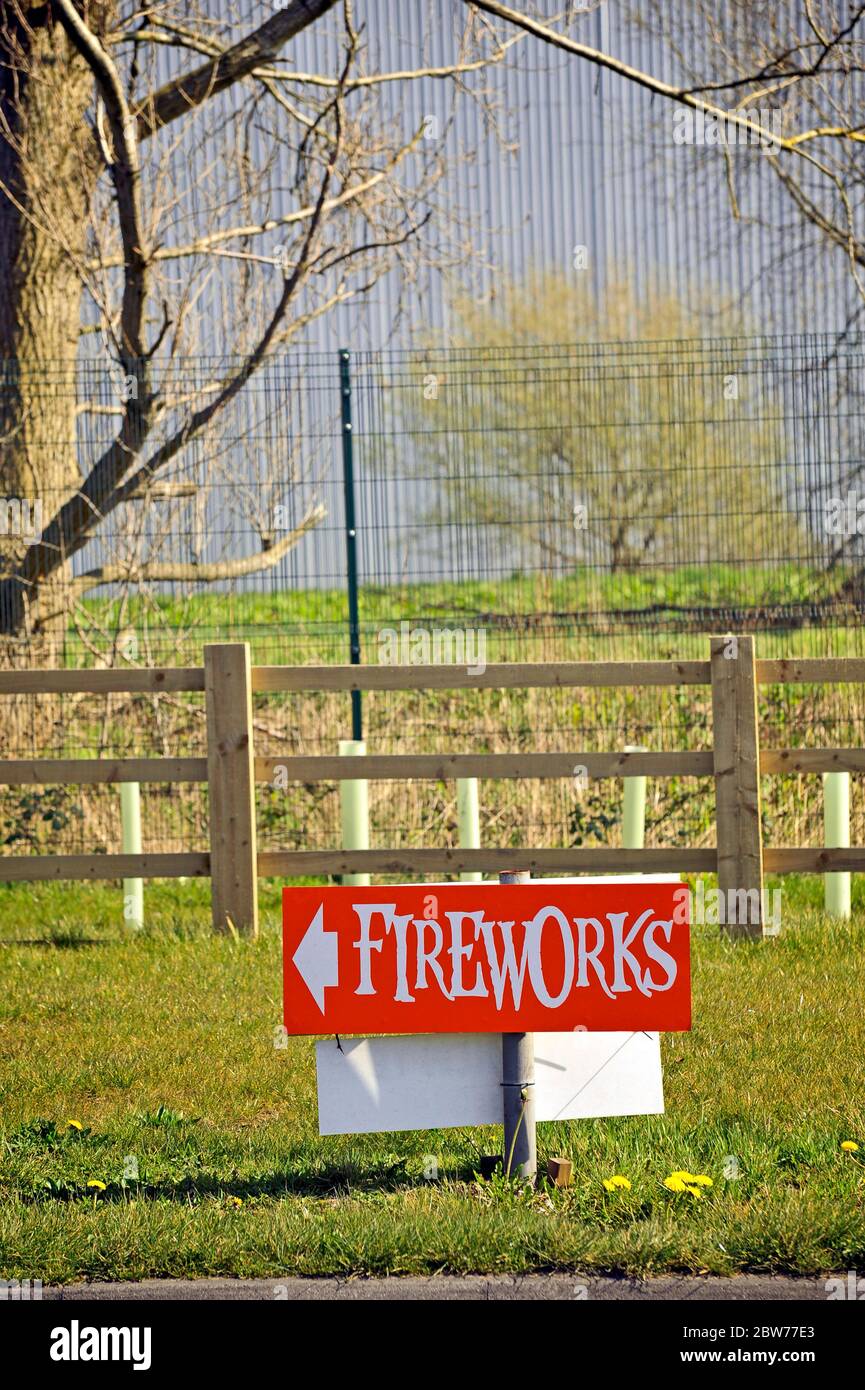 Fireworks for sale hi-res stock photography and images - Alamy