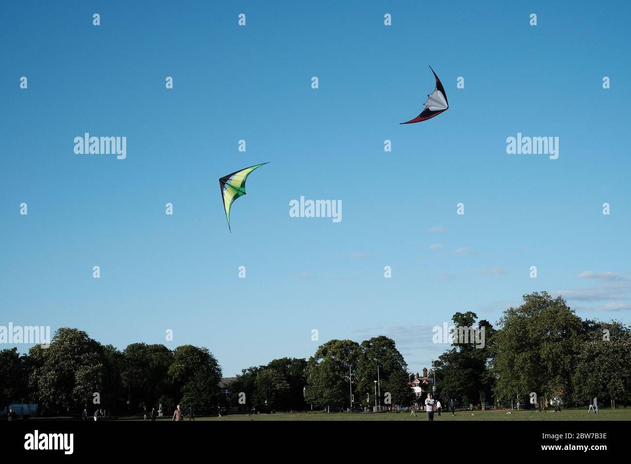 Kiting High Resolution Stock Photography and Images - Alamy