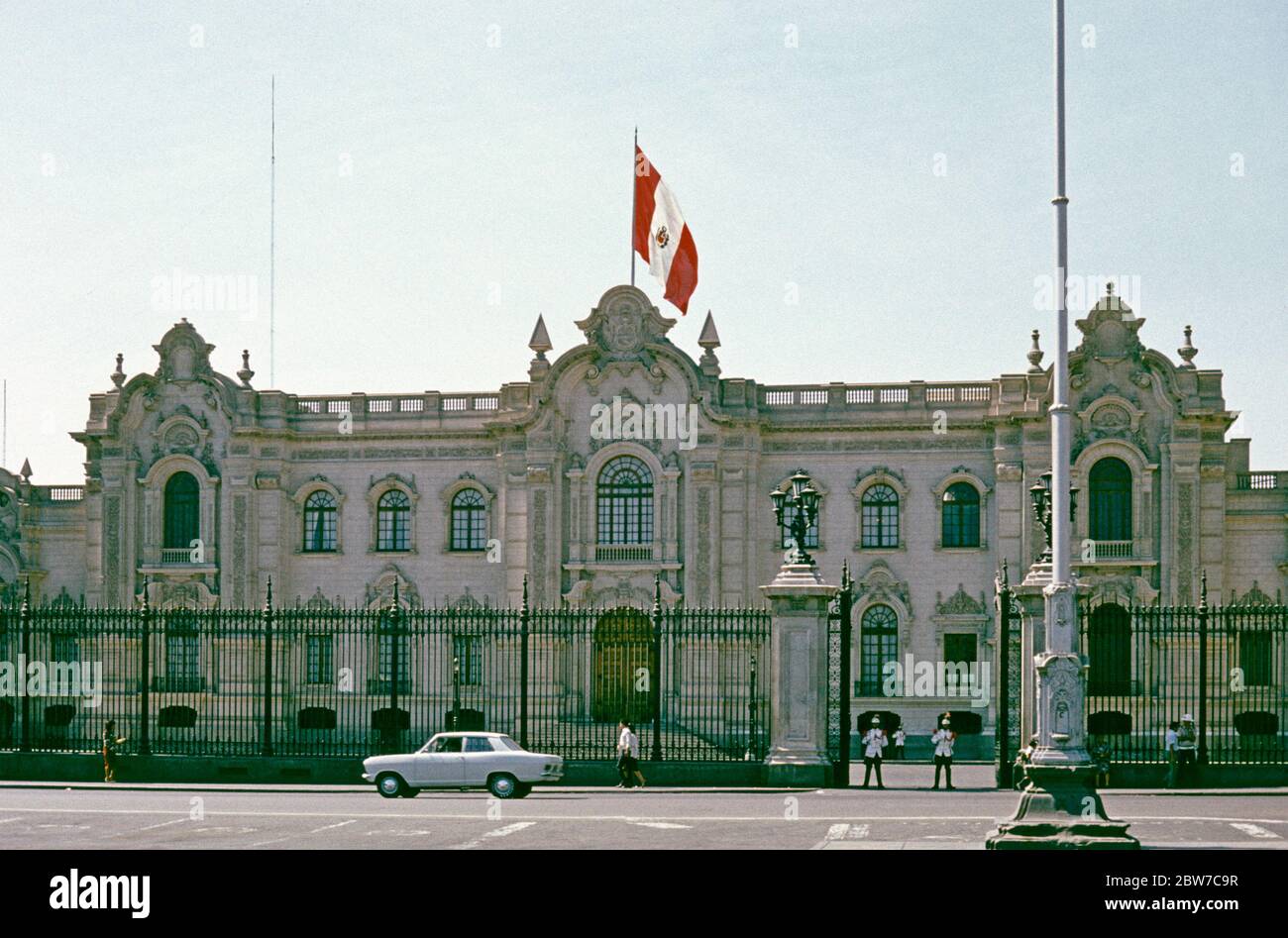 Palacio del Gobierno (Government Palace), Plaza de Armas, April 30 ...