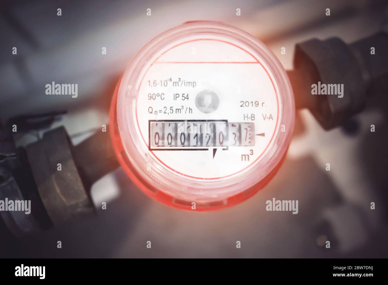 Water meters are installed on the pipe and sealed, a flow meter and a ...