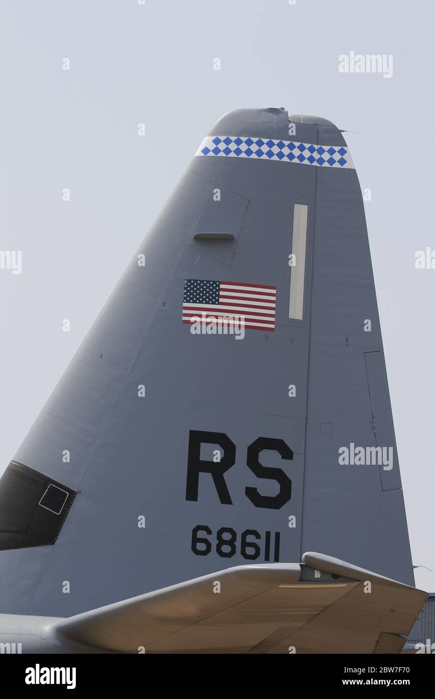 Tail fin hercules c 130 hi-res stock photography and images - Alamy