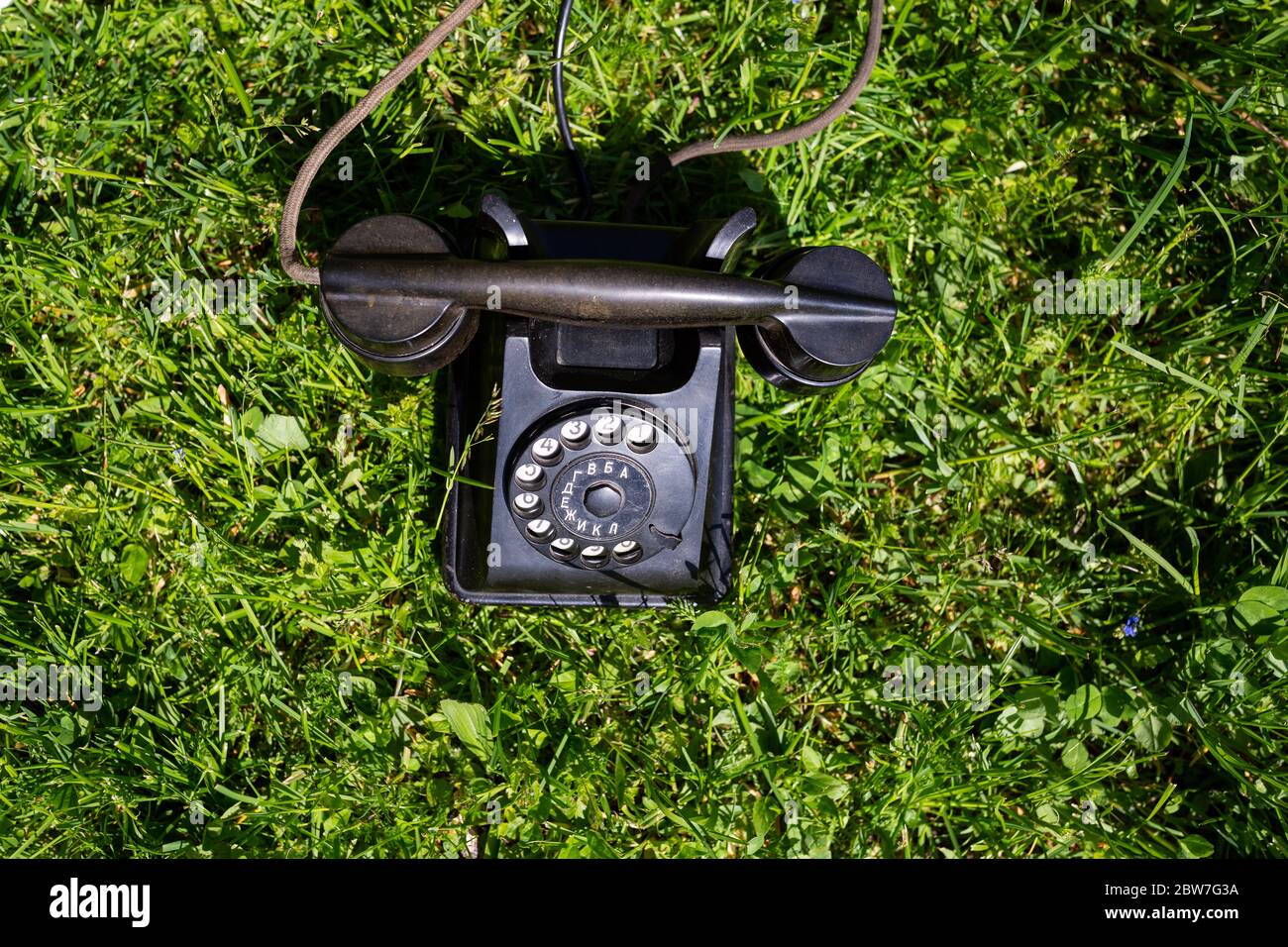Black 1950s style phone hi-res stock photography and images - Alamy