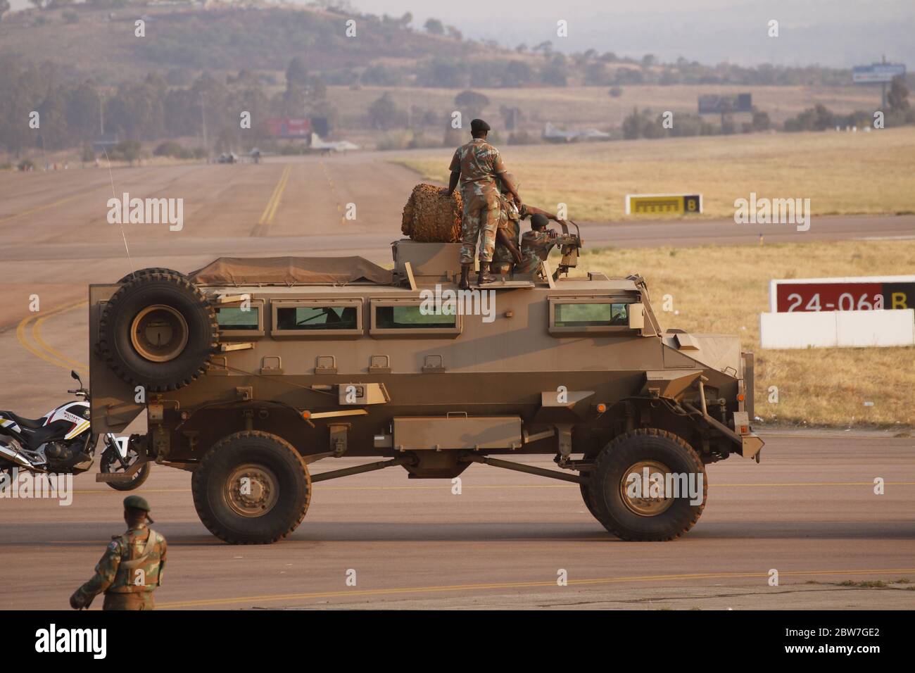 Sandf south african national defence hi-res stock photography and ...