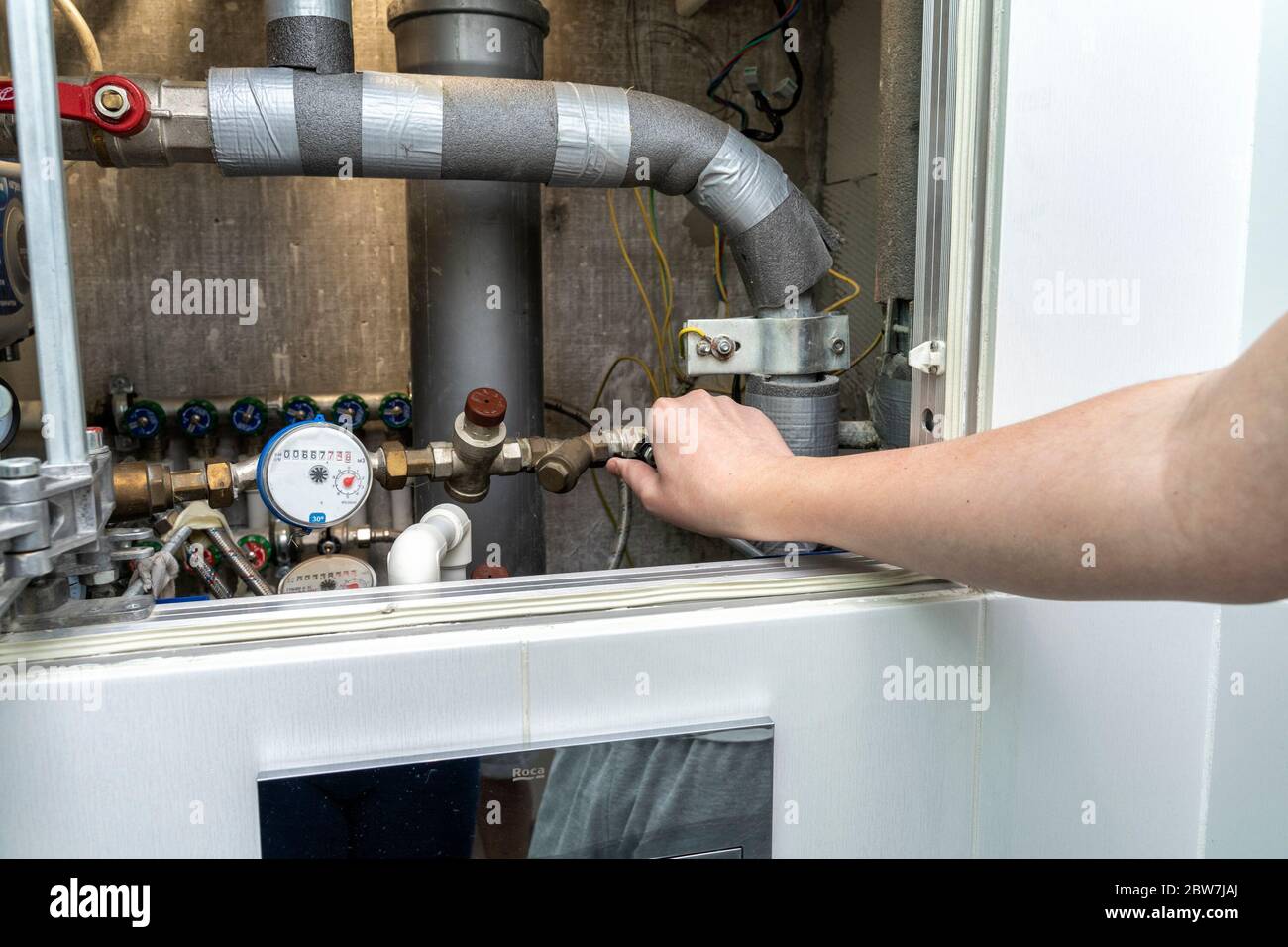 master repair plumbing, repair. plumbing cabinet. water meters ...