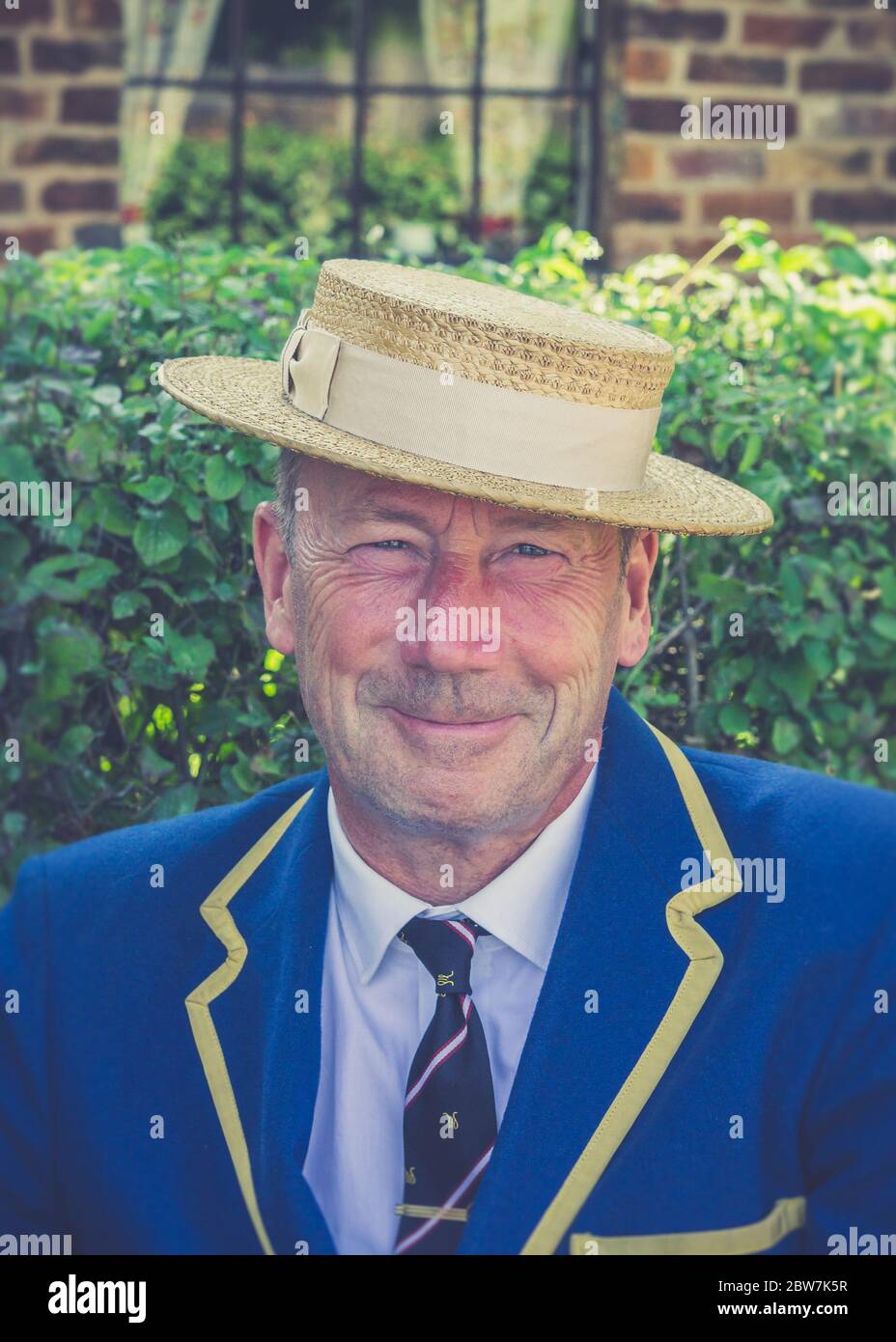 School uniform uk boy blazer hi-res stock photography and images - Alamy