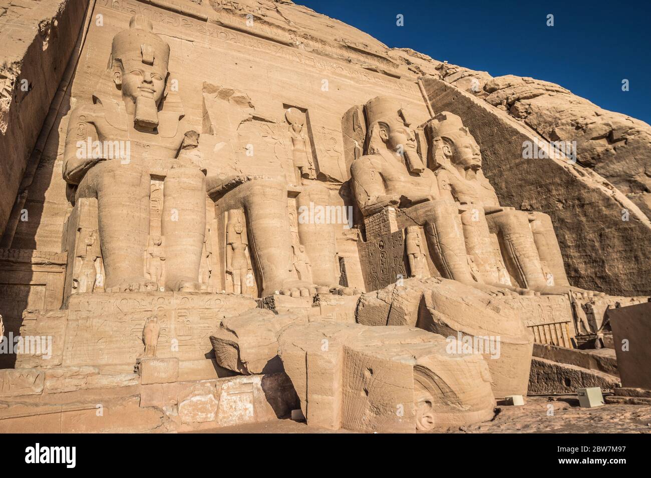 Facade of Abu Simbel Stock Photo - Alamy