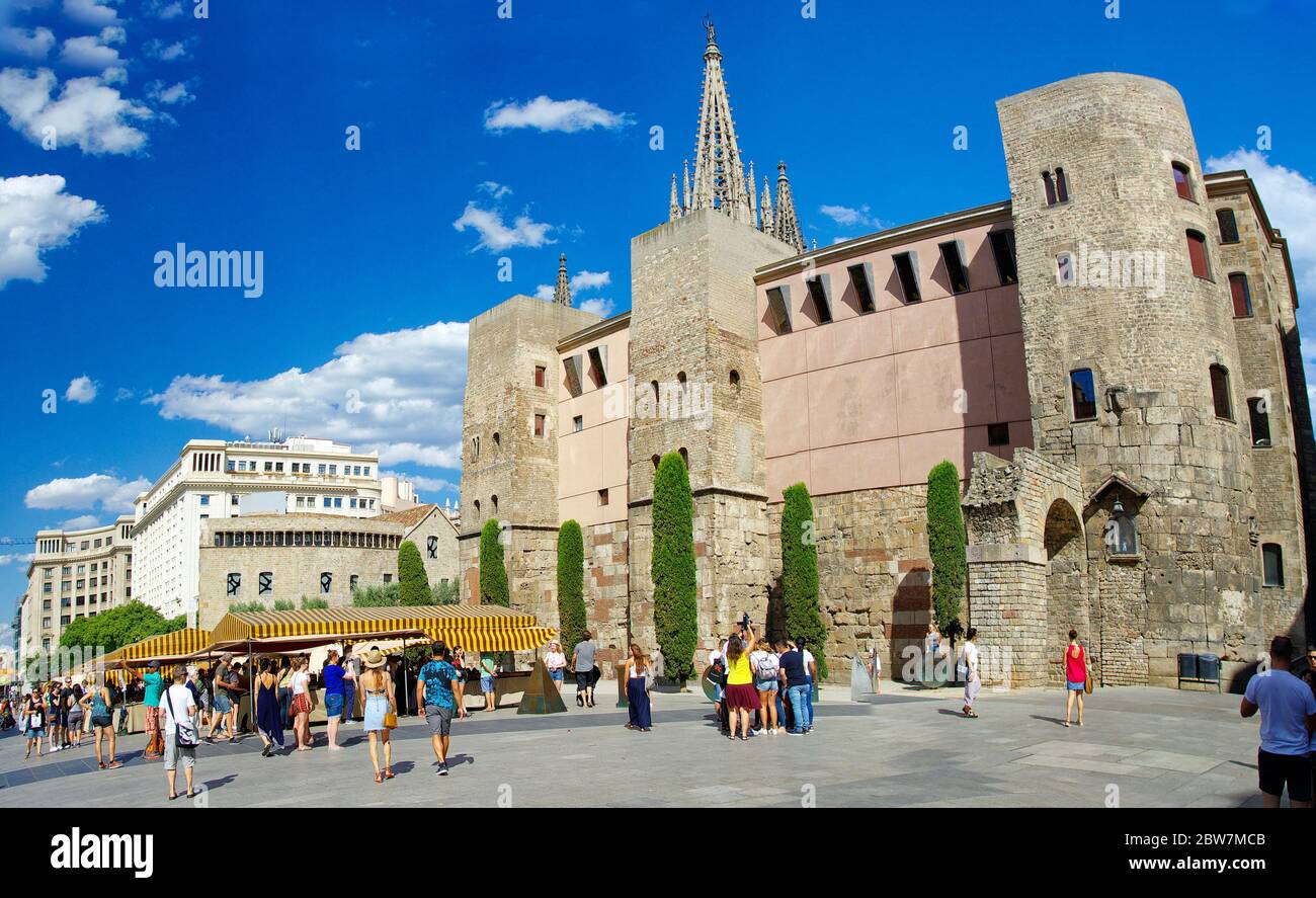 Placa del rei medieval square hi-res stock photography and images - Alamy