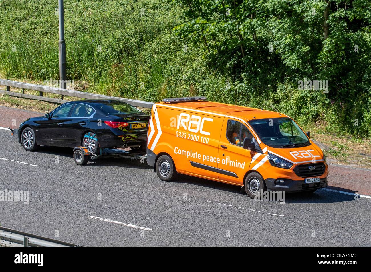 Rac breakdown vehicle hi-res stock photography and images - Alamy