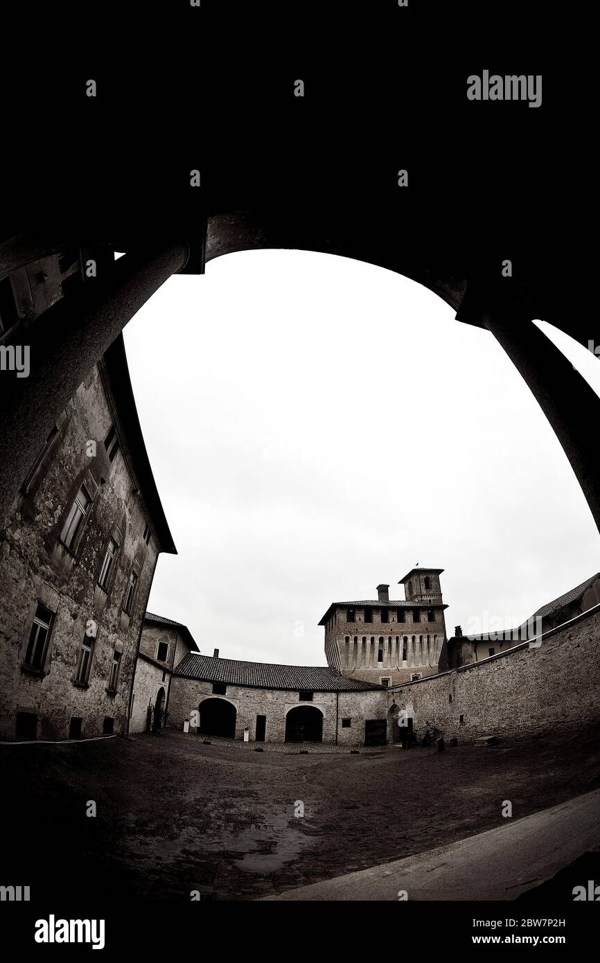 Bergamo castle hi-res stock photography and images - Alamy