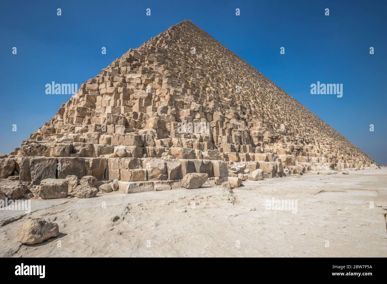 Pyramids nile gizeh egypt hi-res stock photography and images - Alamy