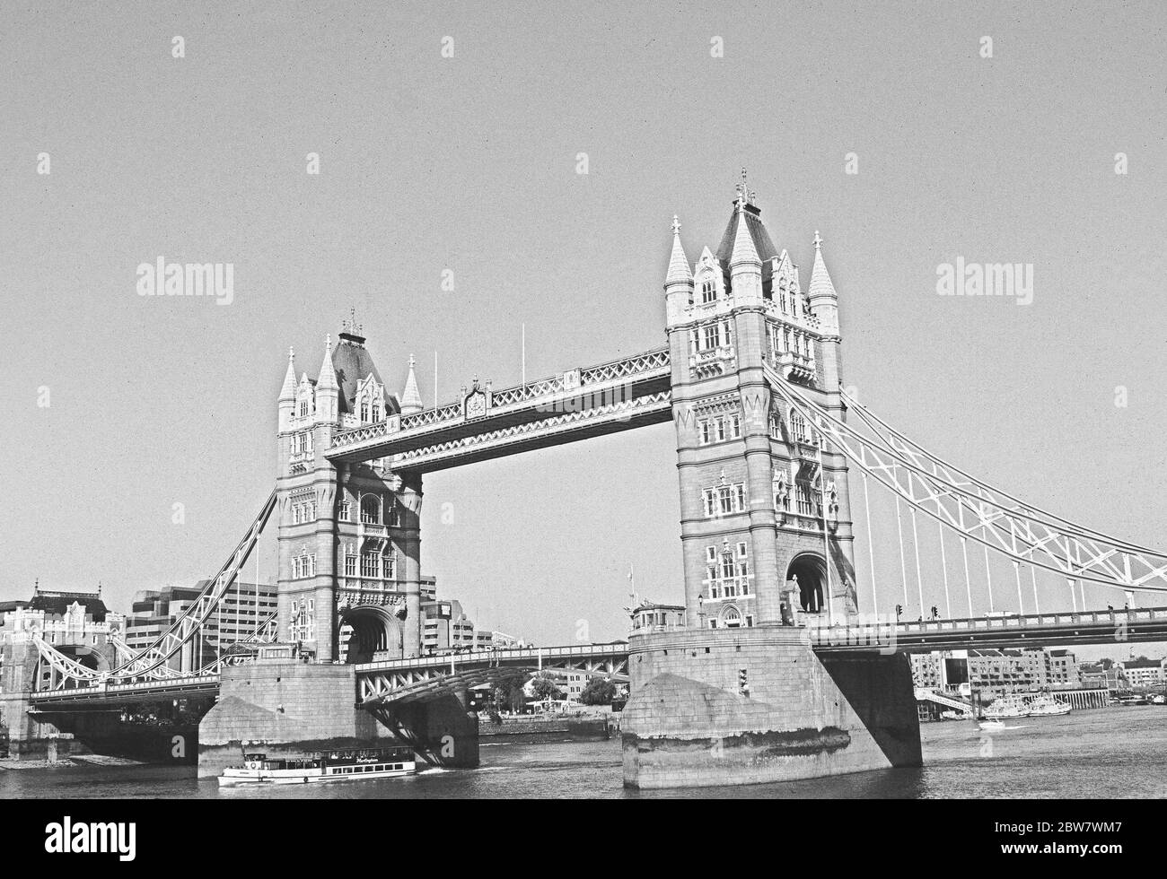 Tower bridge london great hi-res stock photography and images - Alamy