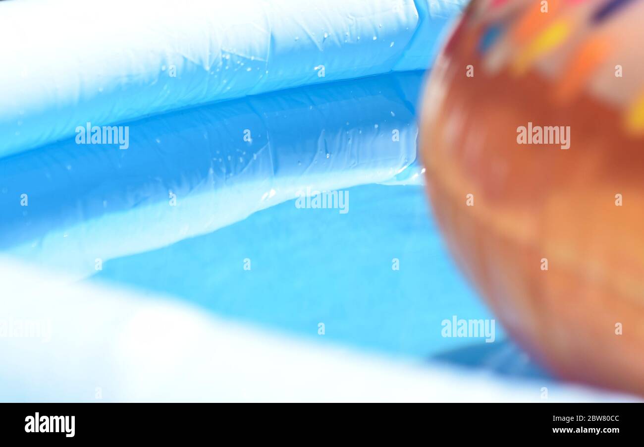 Donut pool float hi-res stock photography and images - Alamy
